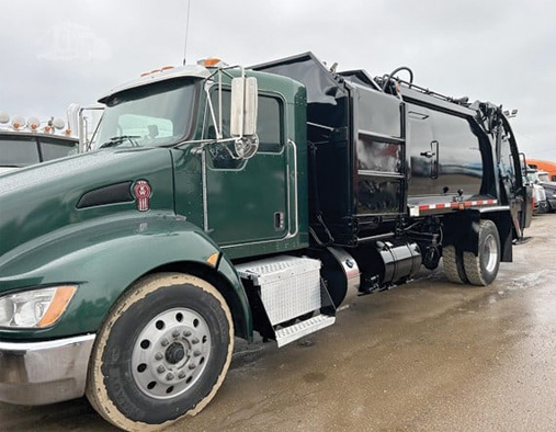 2012 KENWORTH T370 Packer Garbage Truck - Waste Advantage Magazine